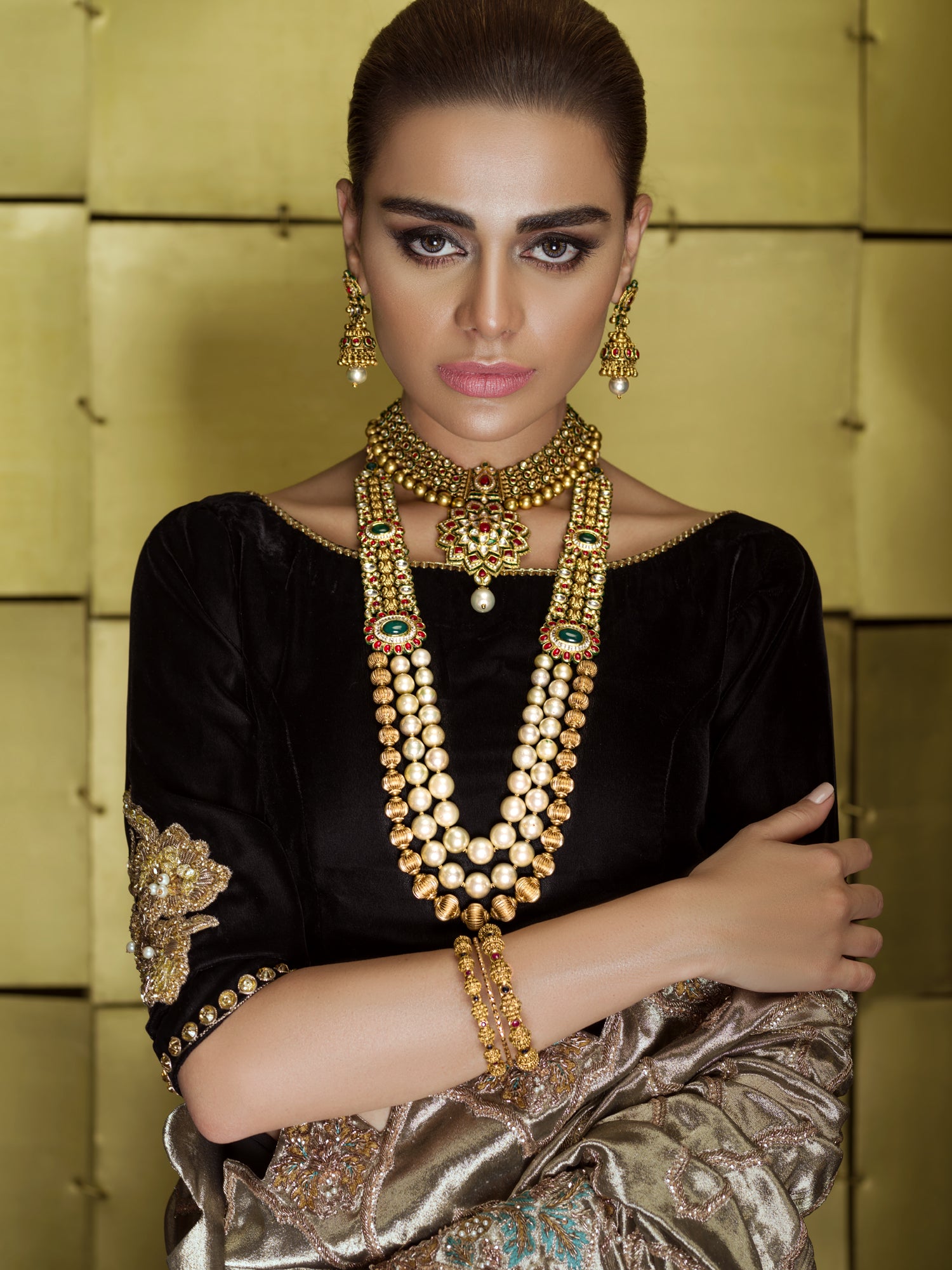 Sadaf Kanwal – Haroon Sharif Jewellers